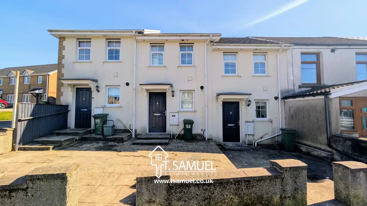 Houses for Sale in Hirwaun | T Samuel Estate Agents